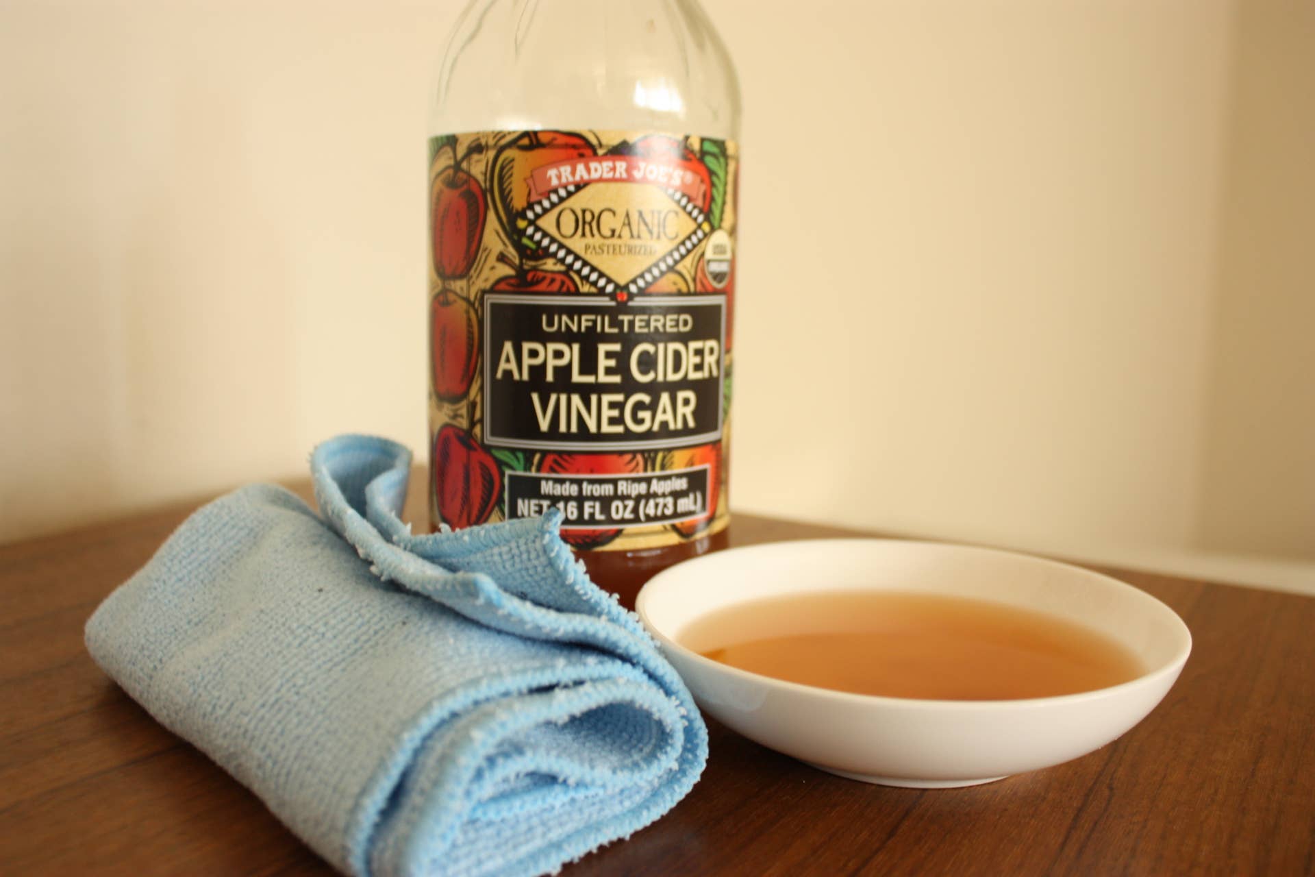 8 Easy Ways to Get Rid of Cigarette Smoke Smell for Good - Dengarden
