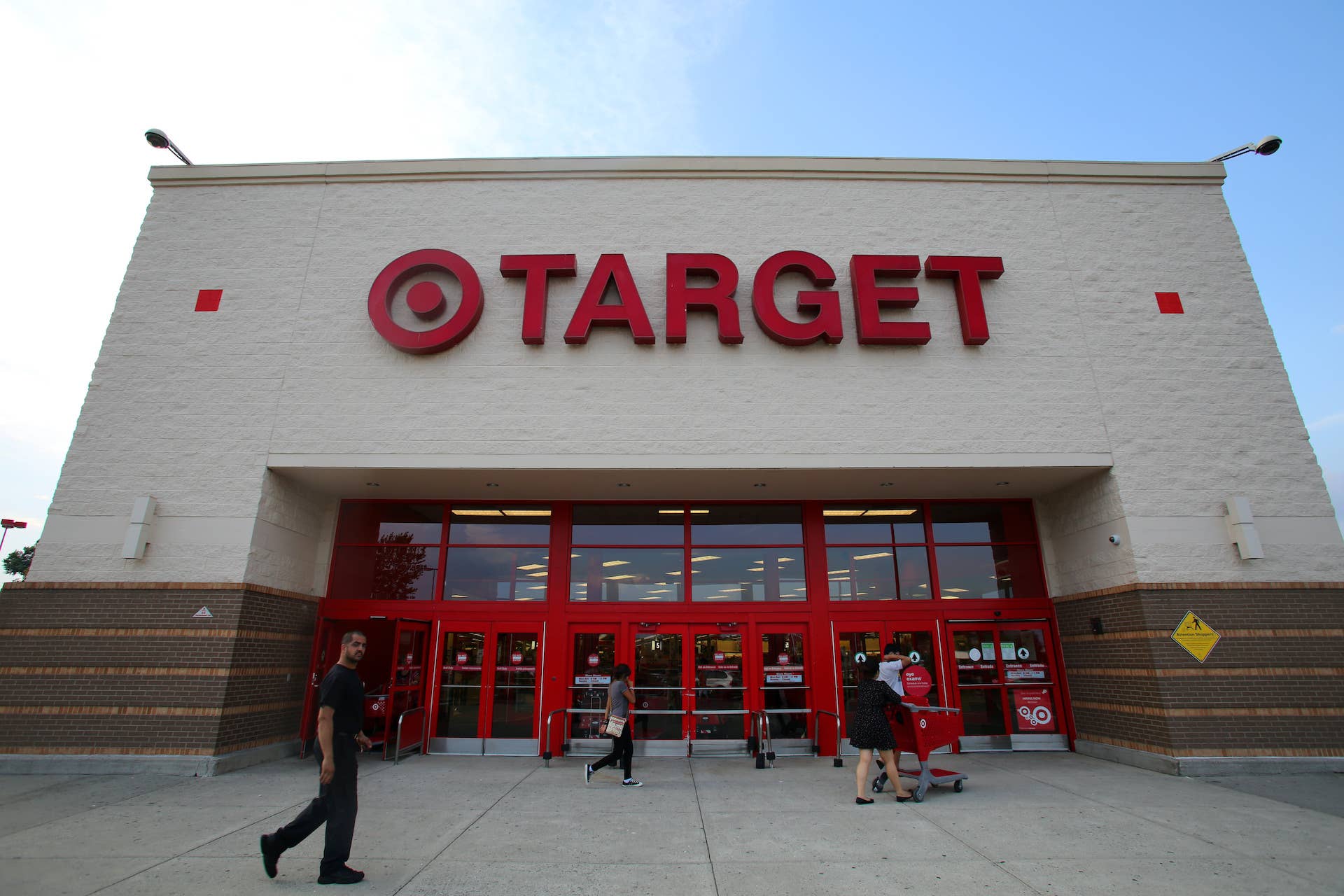Target's Stylish Lumbar Pillow Is a Dead-Ringer for a Pier 1 Style ...