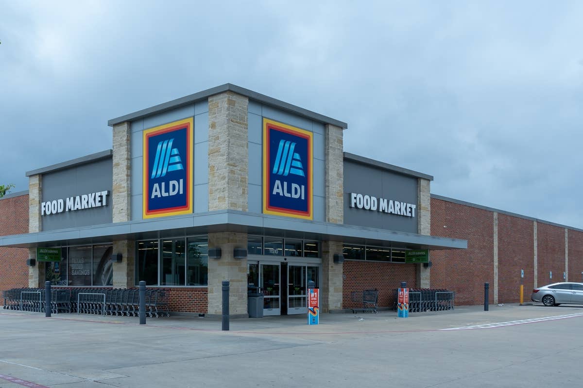 Aldi's Dropping Dreamy $5 Planters, and They'll Sell Out Fast - Dengarden