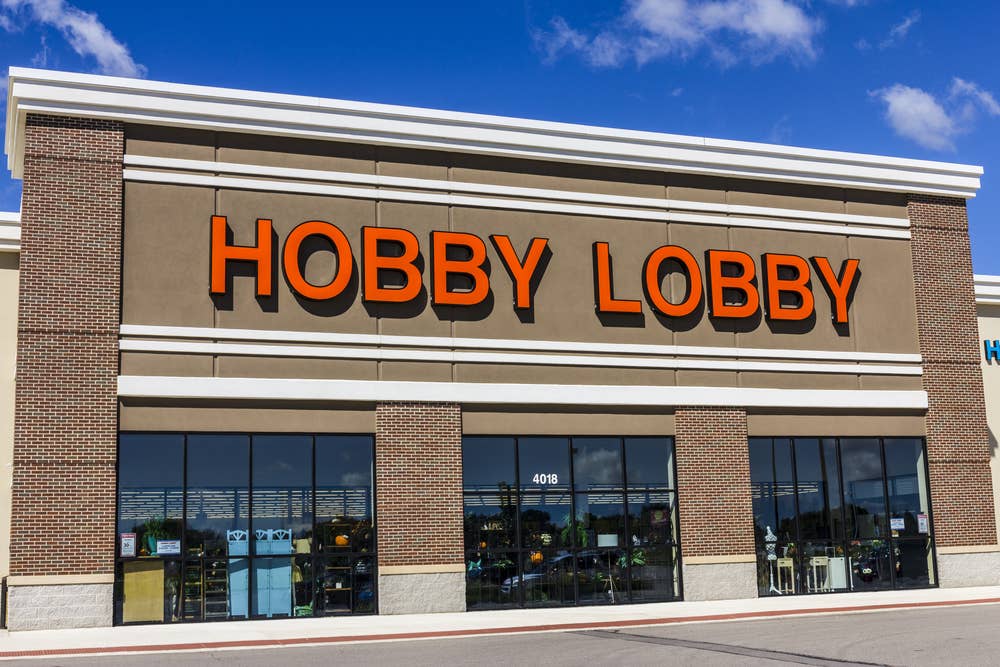 DIYer Creates Home Accents from Hobby Lobby Wood Crafts - Dengarden