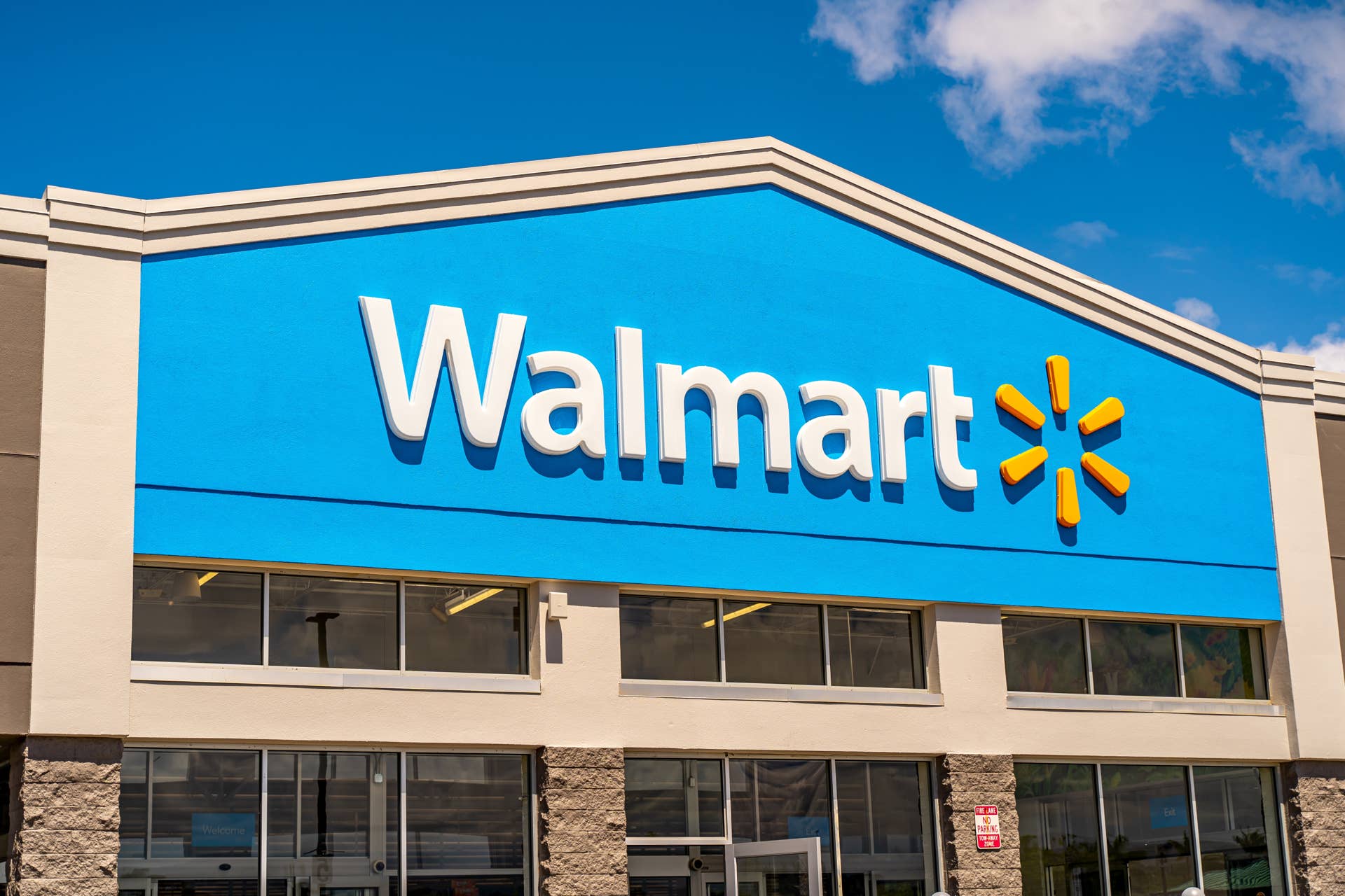 Upgrade Your Living Room With Temi Coker's Walmart Collection - Dengarden