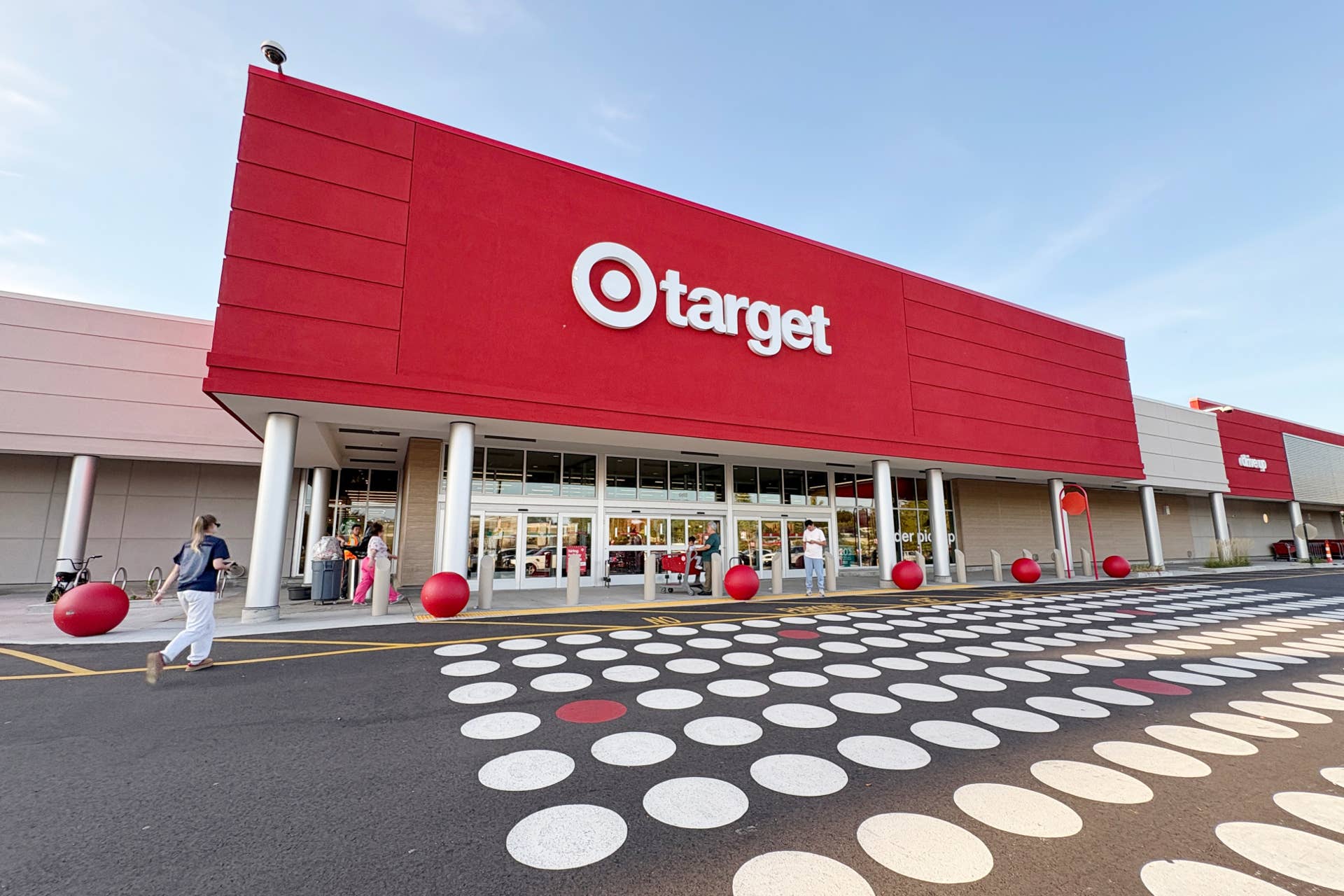 These Coastal Home Decor Items at Target Are Perfect for Spring - Dengarden
