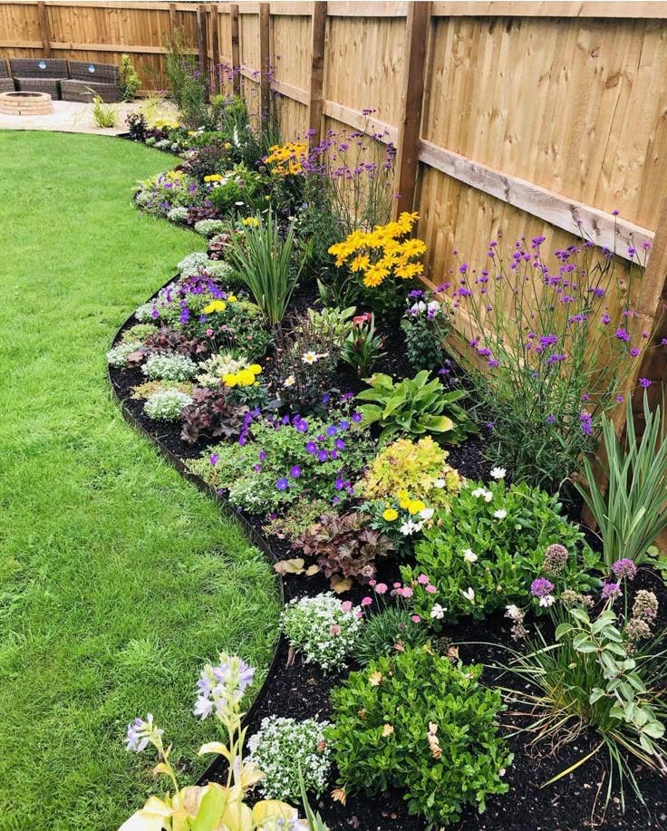 18 Small Space Garden Ideas That Pack a Colorful Punch - Dengarden