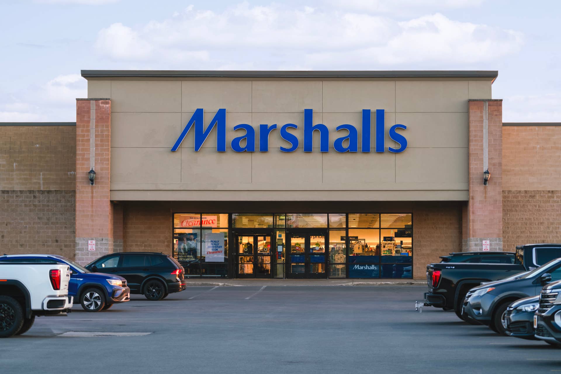 Marshalls and Ross Are Selling Mini Couches That Are Secretly Jewelry ...
