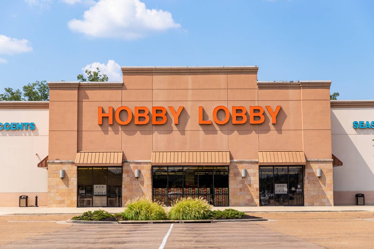 DIYer Creates Home Accents from Hobby Lobby Wood Crafts - Dengarden