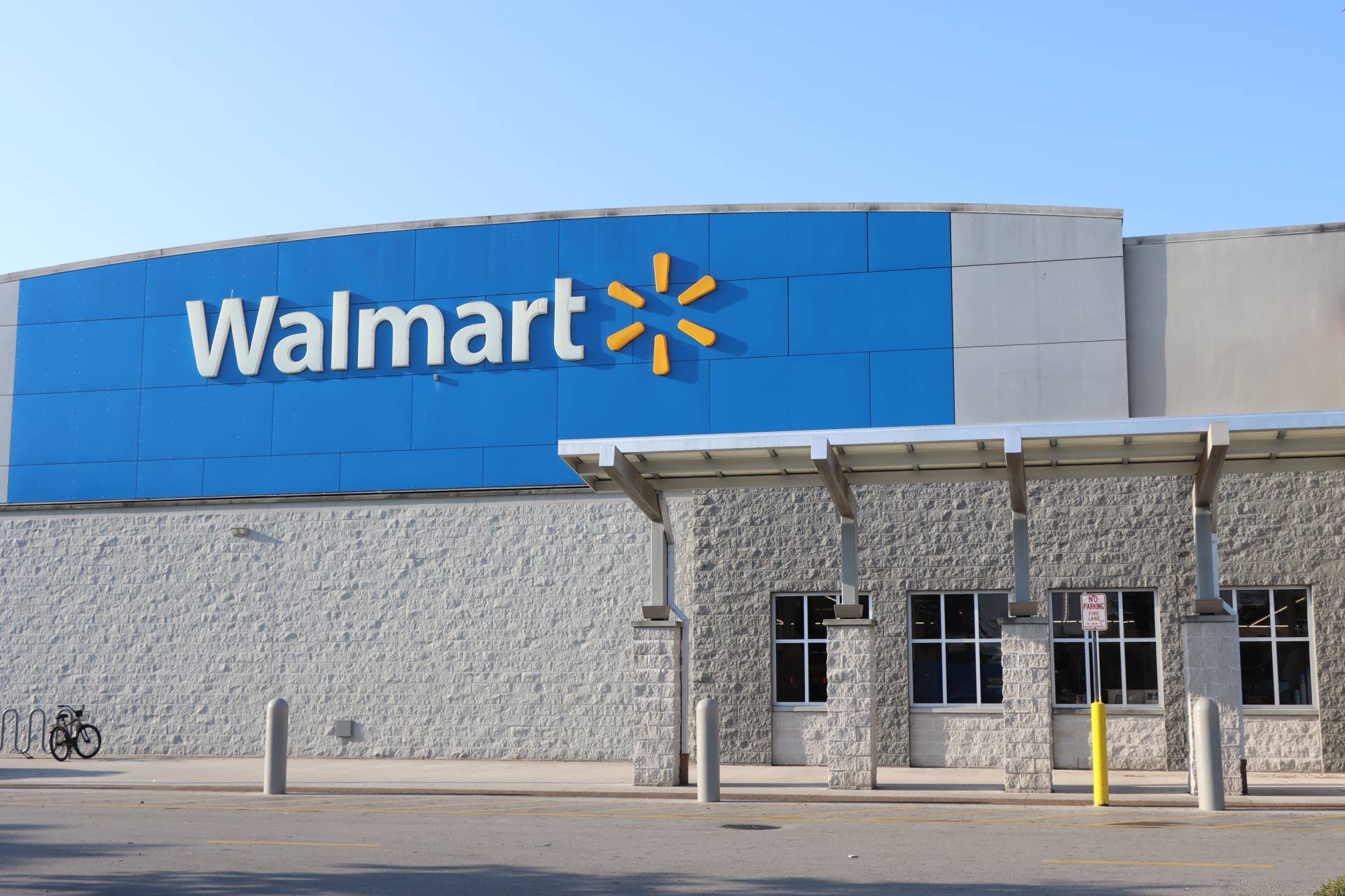 Upgrade Your Dining Table With This Drew Barrymore Walmart Find - Dengarden