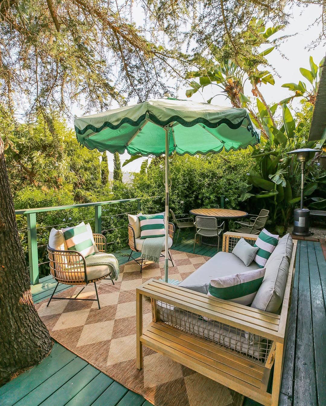 13 Patio Decorating Ideas to Try This Summer - Dengarden