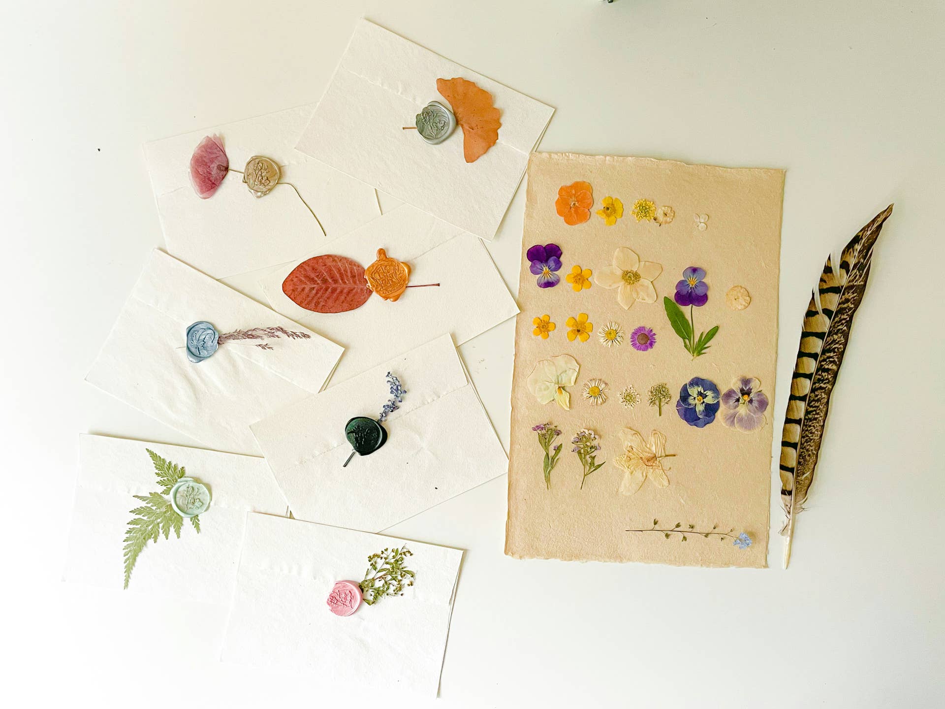 This DIY Nature Craft Turns Summer Walks Into Keepsakes - Dengarden
