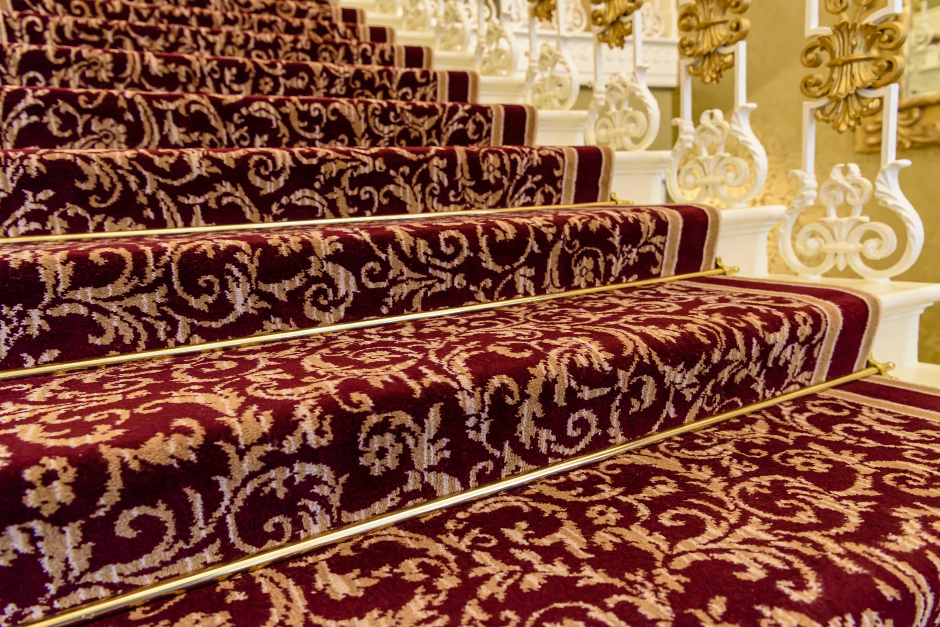 DIY Stair Rods: Get the Victorian Look for Less - Dengarden