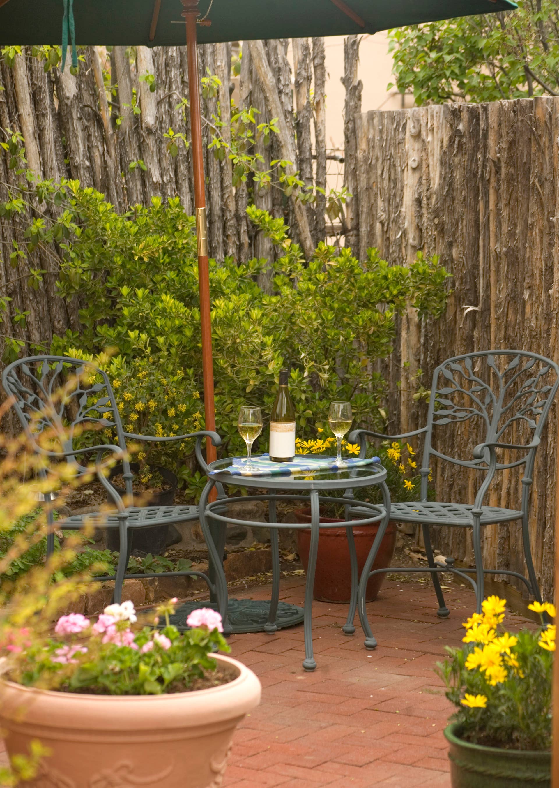 What Is the 'European Garden' Trend? - Dengarden