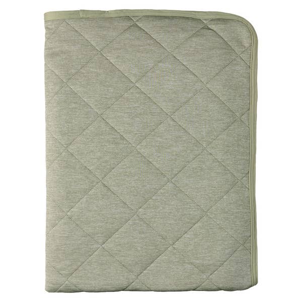 This $20 Cooling Throw Blanket from Aldi Helps You Stay Cool - Dengarden