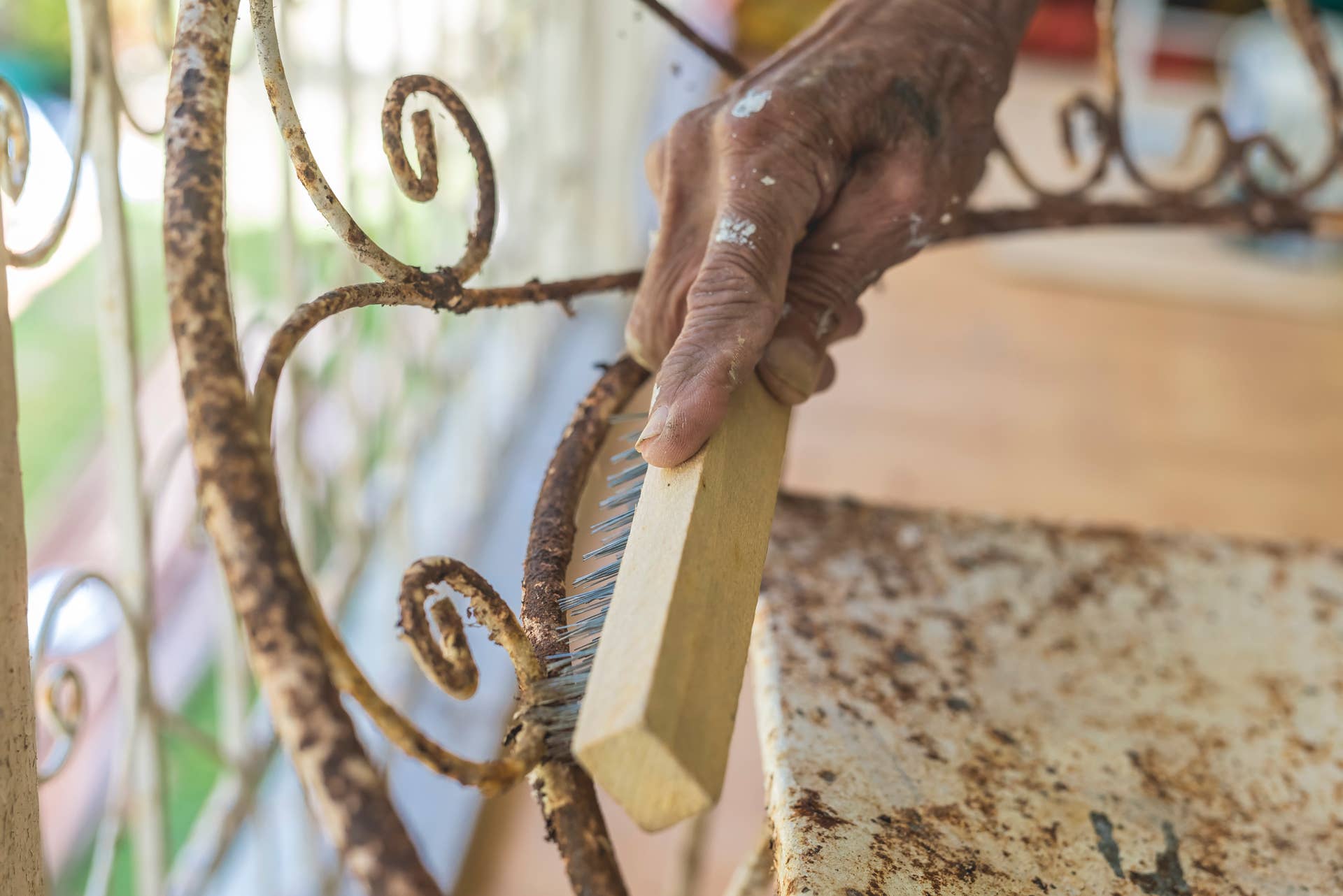 How to Prevent Rust on Outdoor Furniture - Dengarden