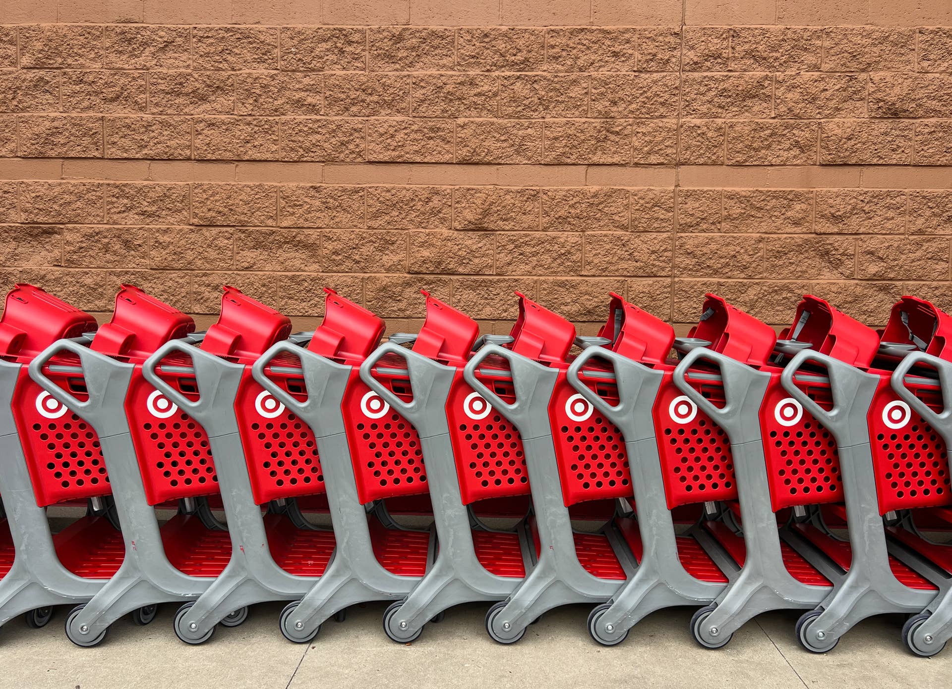 Target’s New $13 Magnolia Oven Mitt Set Is Almost Too Pretty to Use ...