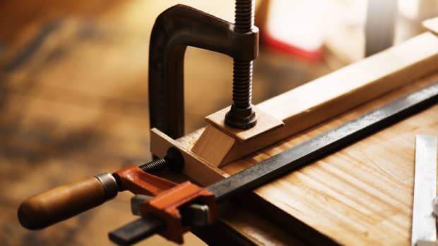 Woodworker Shares His #1 Tip for Hiding Brad Nail Holes - Dengarden News