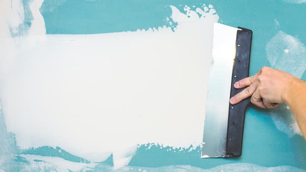 Contractors Mix Black Paint and Spackle to Create Beautiful Textured ...