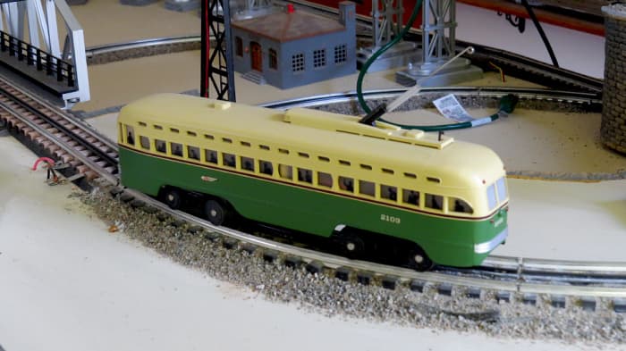 Polymeric Sand: What It Is and How to Use It - Dengarden