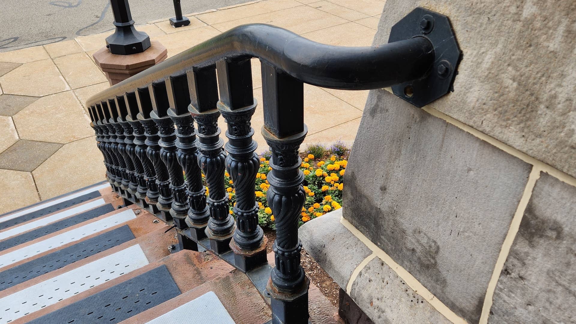 Woman Uses Popular Beauty Tool to Perfectly Apply Paint to Bannister