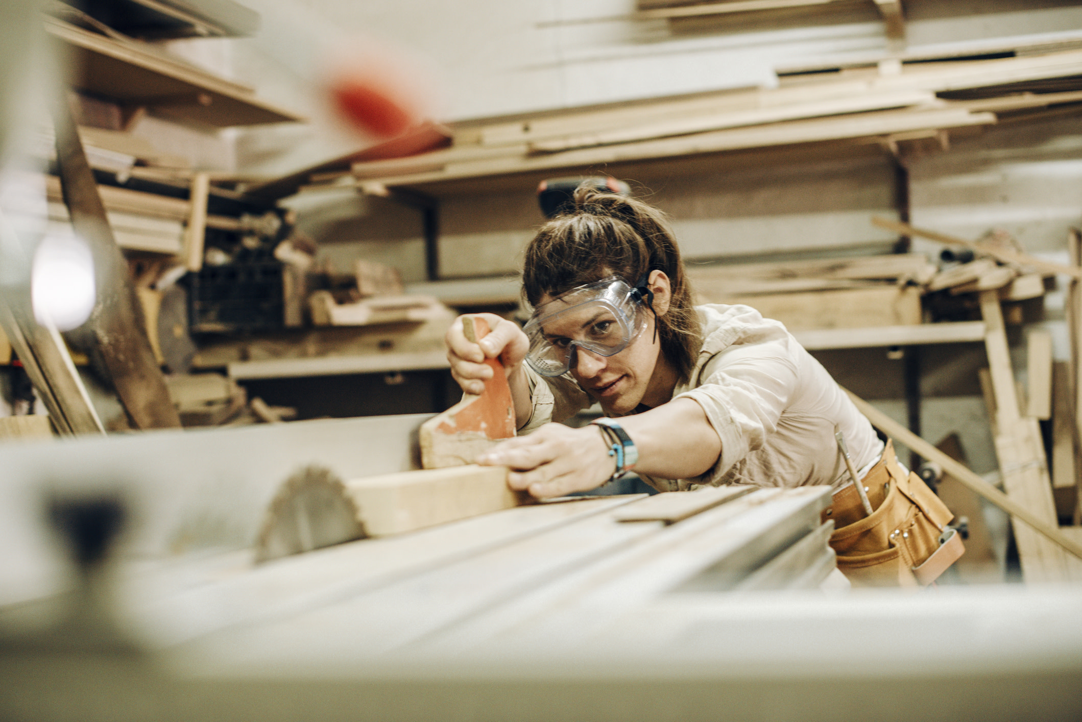 Watch this Woodworker Recreate High-End Furniture Pieces Without ...