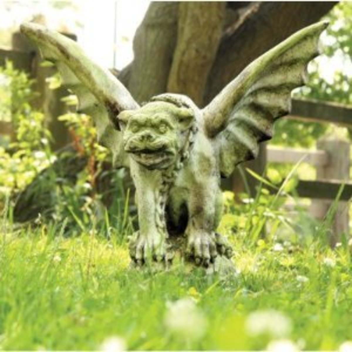 11 Types of Gargoyle Statues for Your Garden - Dengarden