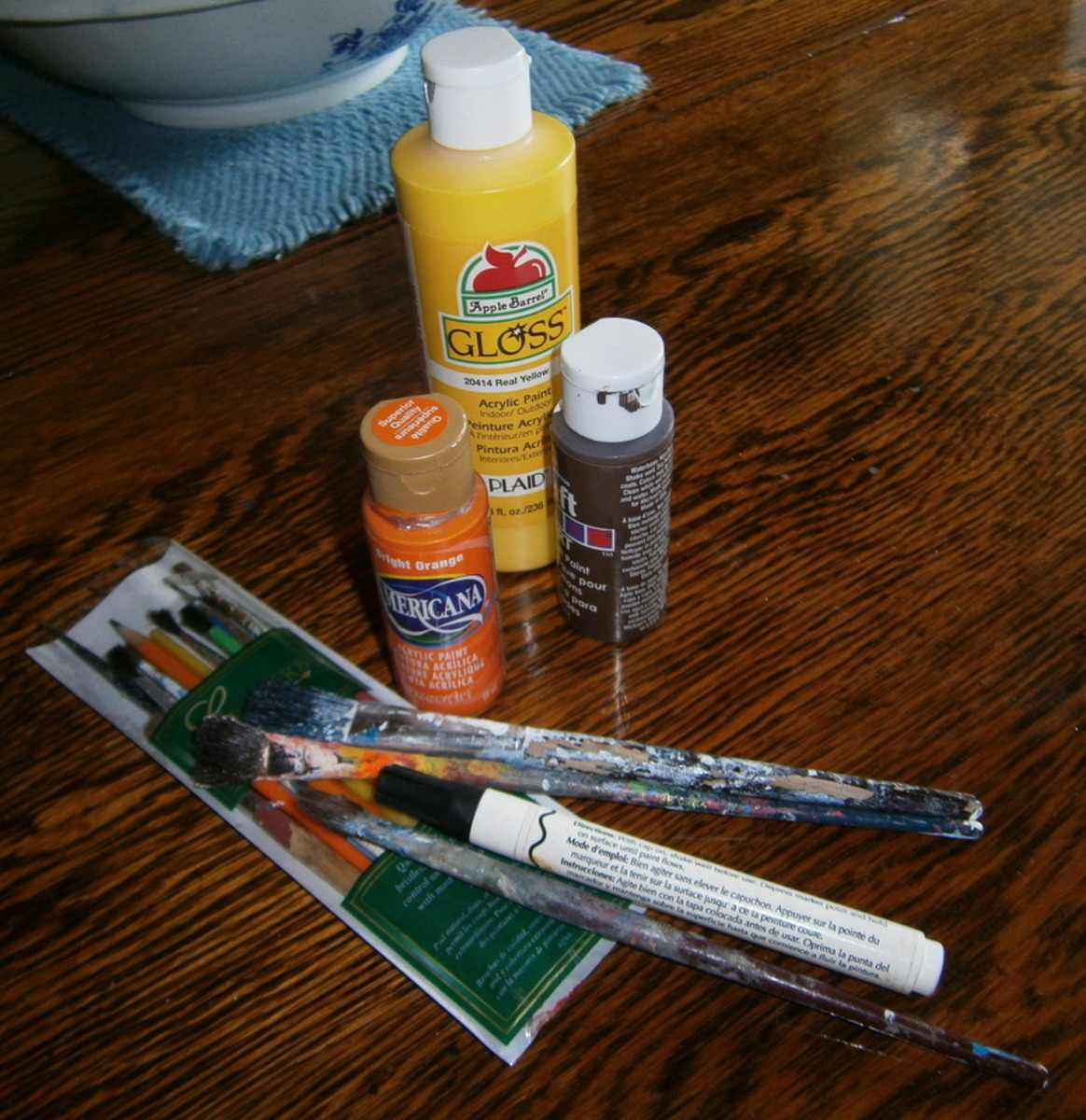 How to Make a Decorated Flower Pot From a Cat Litter Bucket - Dengarden