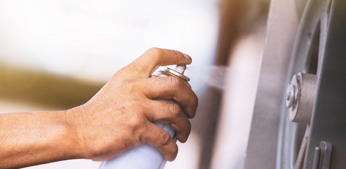 Woman Shares a Secret That Makes Spray Cans Last Longer - Dengarden