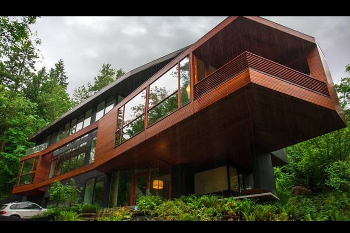 20 Movie Homes That Were Practically a Lead Character - Dengarden