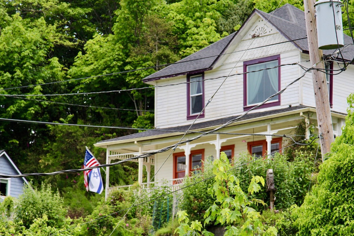 20 Movie Homes That Were Practically a Lead Character - Dengarden