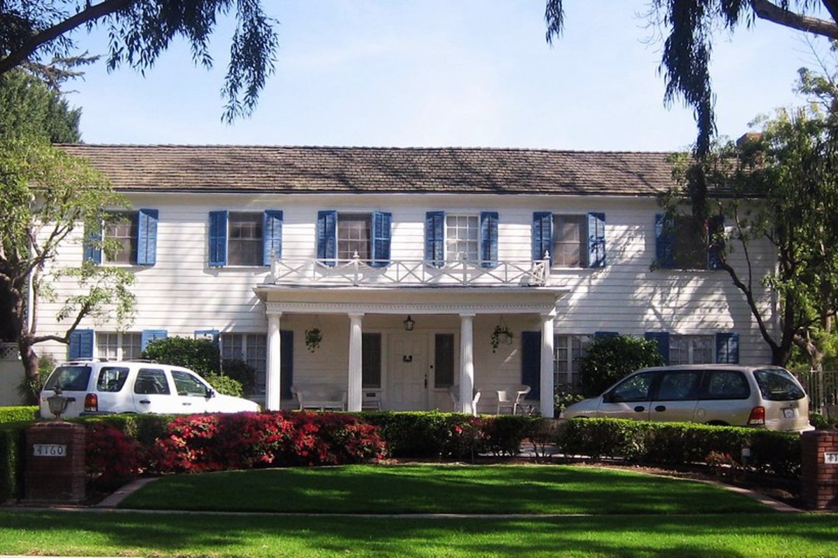 20 Movie Homes That Were Practically a Lead Character - Dengarden