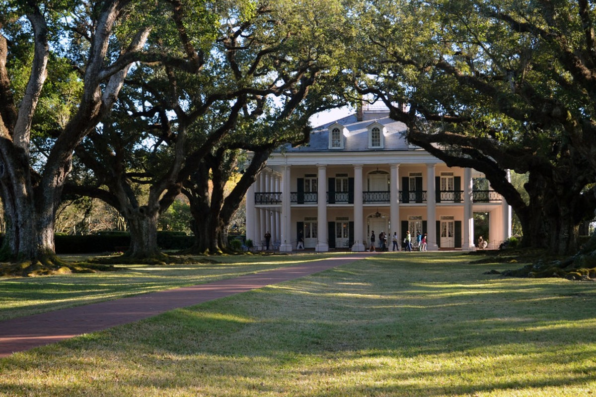 20 Movie Homes That Were Practically a Lead Character - Dengarden