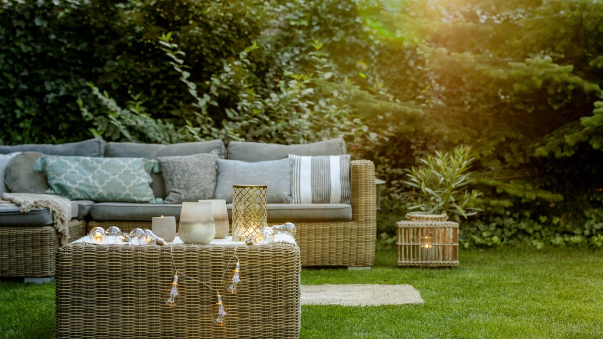 6-Piece Amazon Lounge Set Will Instantly Upgrade Any Patio - Dengarden News