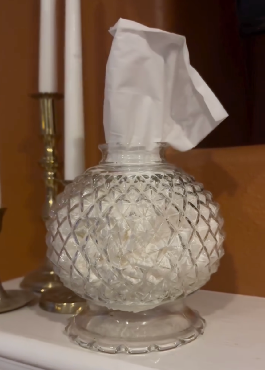 16 Thrifted Glassware Finds That’ll Inspire A ‘Goodwill Near Me’ Search ...