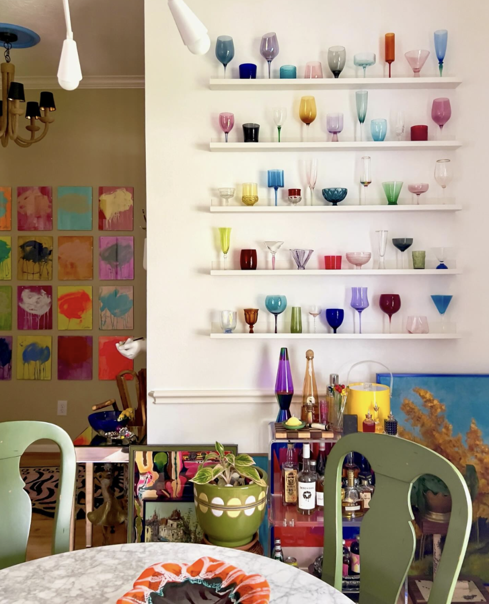 16 Thrifted Glassware Finds That’ll Inspire A ‘Goodwill Near Me’ Search ...