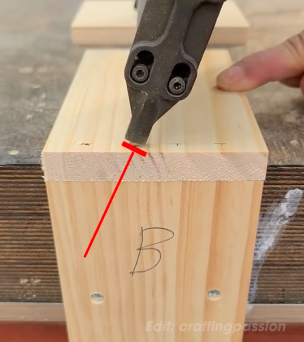 Carpenter Demonstrates the Right Way to Nail Wood and We've All Been ...