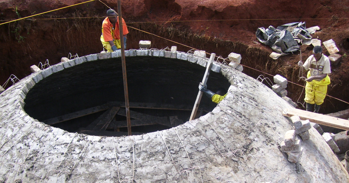 What Is a Biodigester Waste System and How Does It Work? - Dengarden