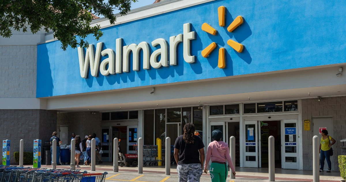 Is Walmart Open on Easter? 2025 Holiday Hours - Dengarden