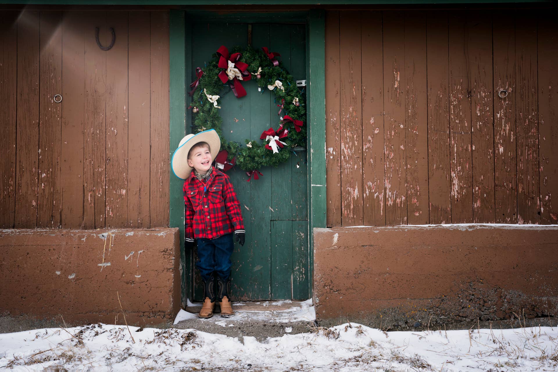 Cowboy Christmas Decor Is Trending: How to Achieve the Aesthetic ...