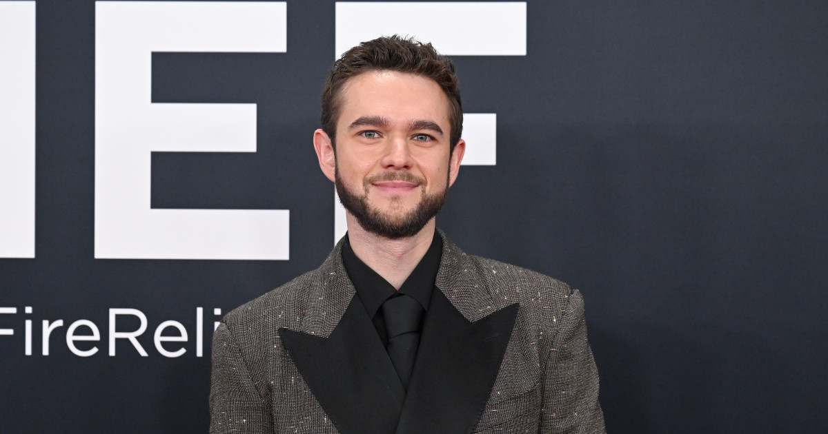 Zedd's New LA House Is a Home Retreat With a Recording Studio - Dengarden