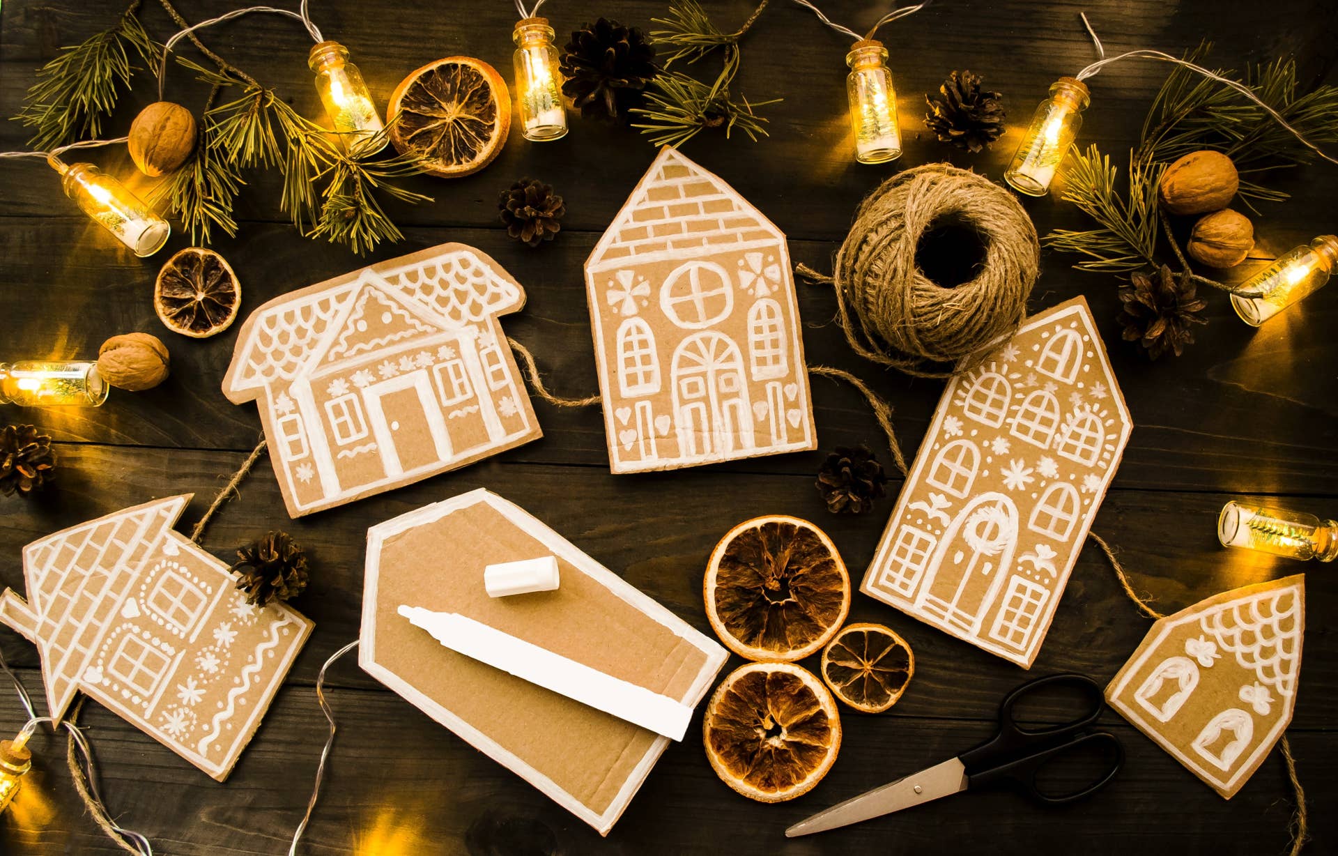 DIYer Makes the Easiest 3D Gingerbread Christmas Tree - Dengarden