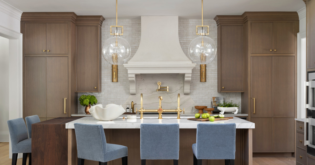 Marble Slab Backsplashes Will Be Everywhere in 2026, Report Finds ...