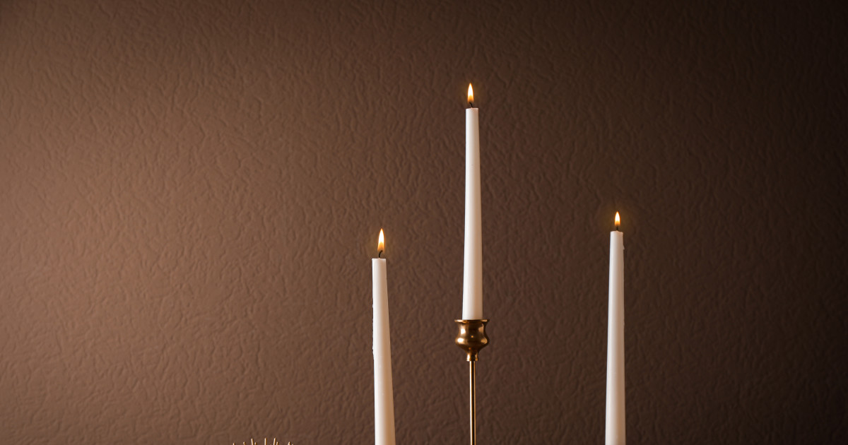 Essex Witch Shares Best Tip for Getting Candles to Fit Perfectly In ...
