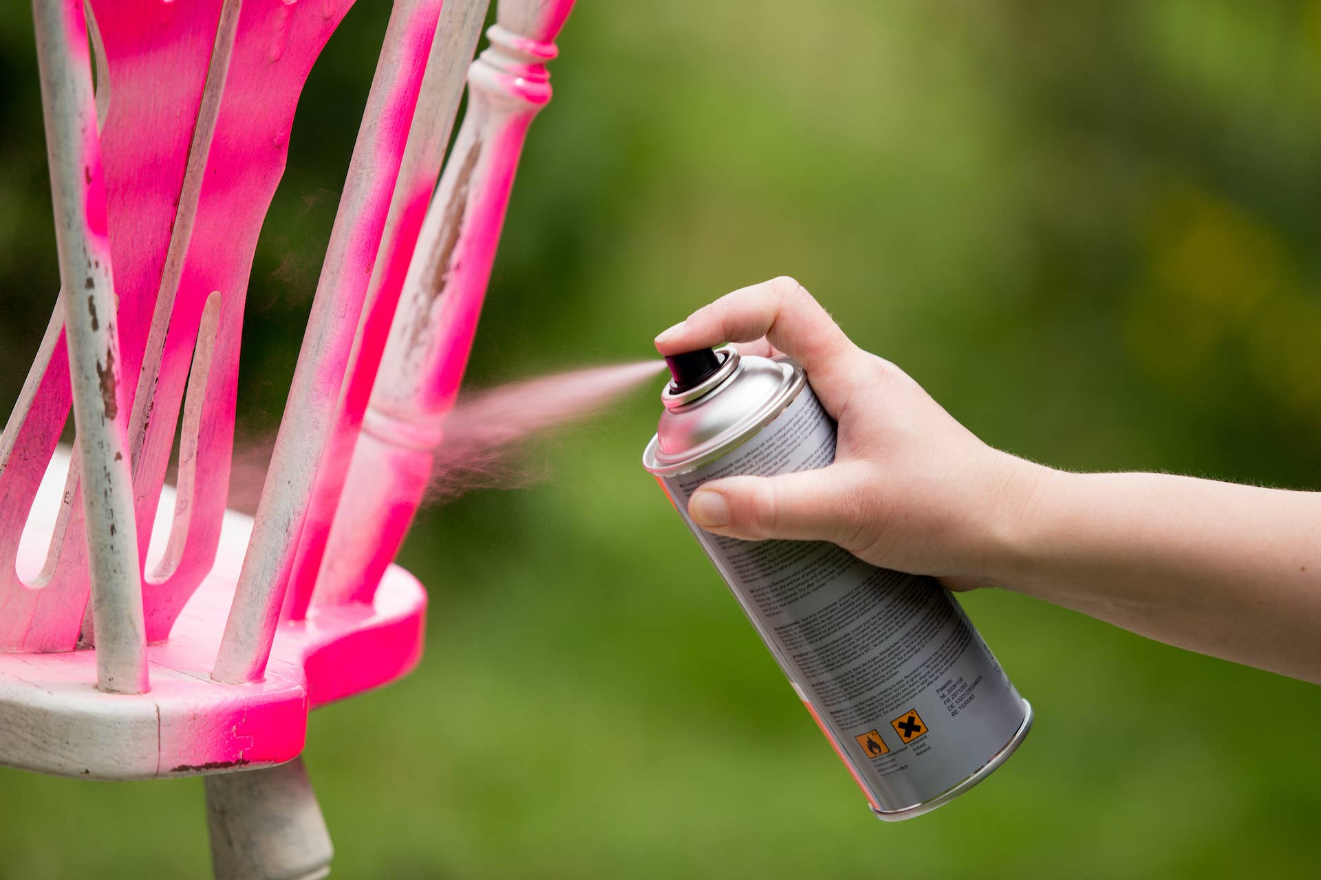 DIY Expert Spills Her Top 6 Favorite Spray Paints for Thrifted Products ...