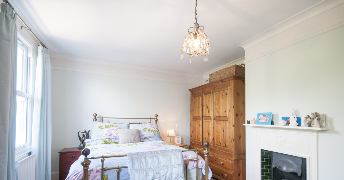 This DIY Fireplace Is Beyond Gorgeous) - Dengarden