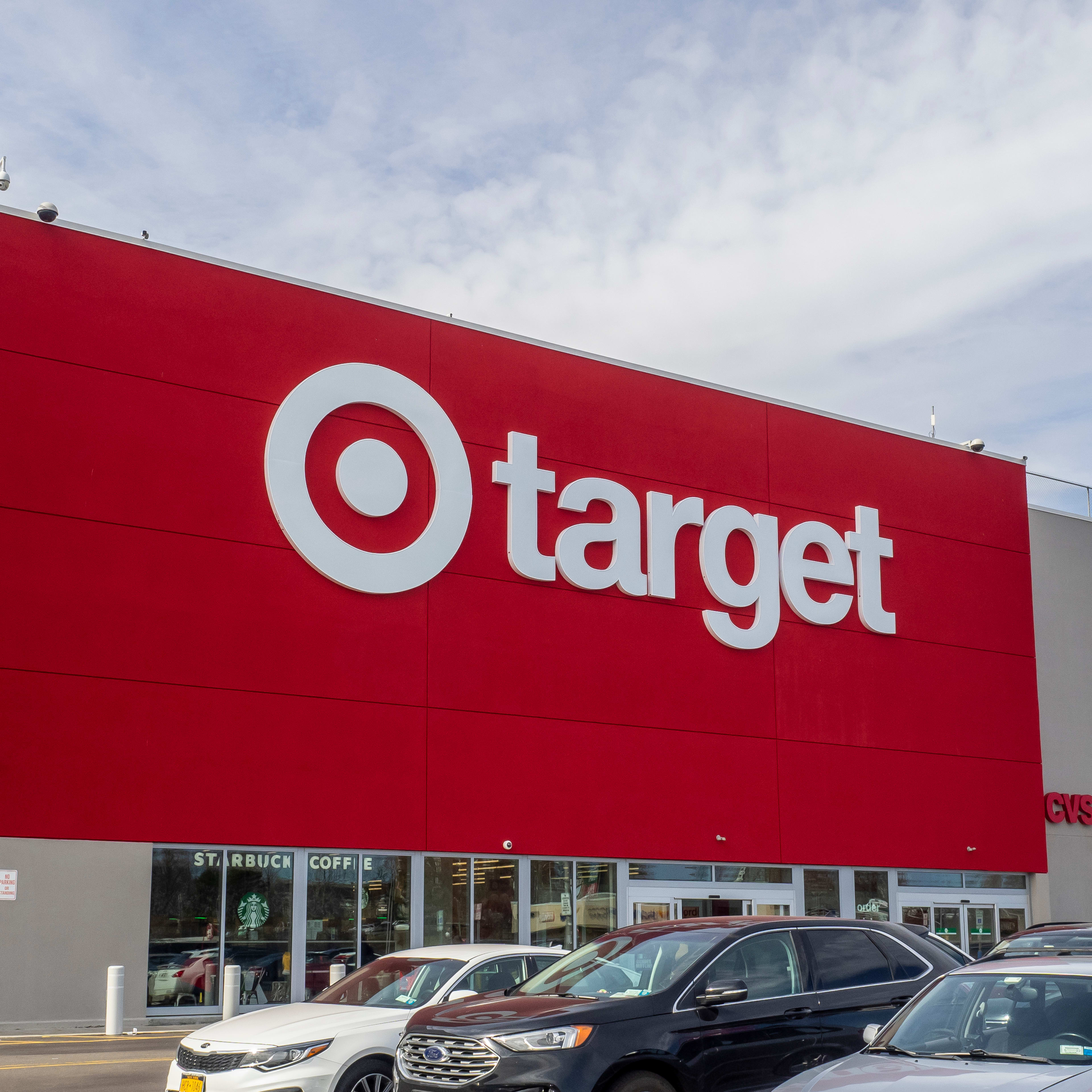 Is Target Open on Thanksgiving? 2025 Holiday Hours - Dengarden