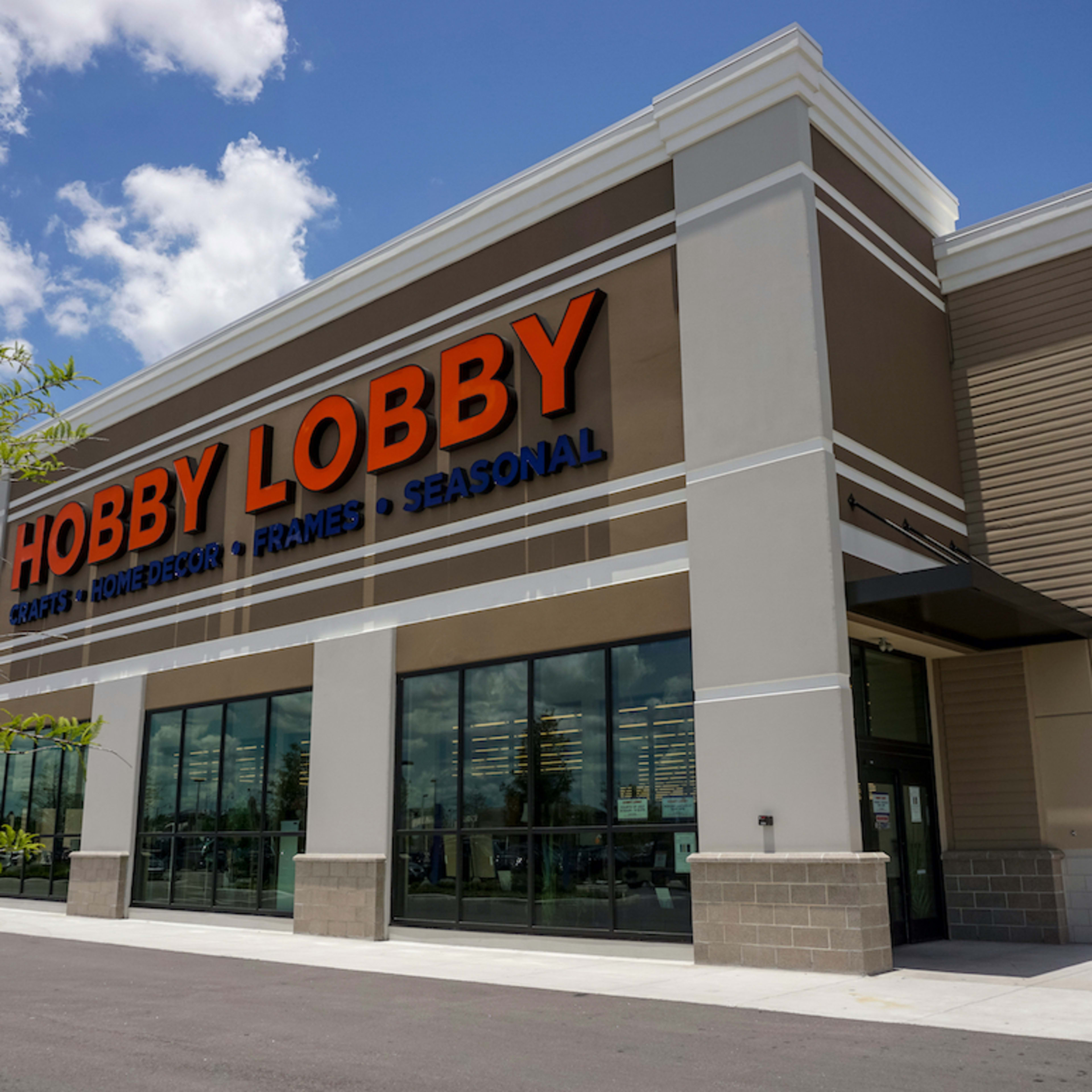 Hobby Lobby's Popular Gingerbread Collection Is Back In Stores - Dengarden