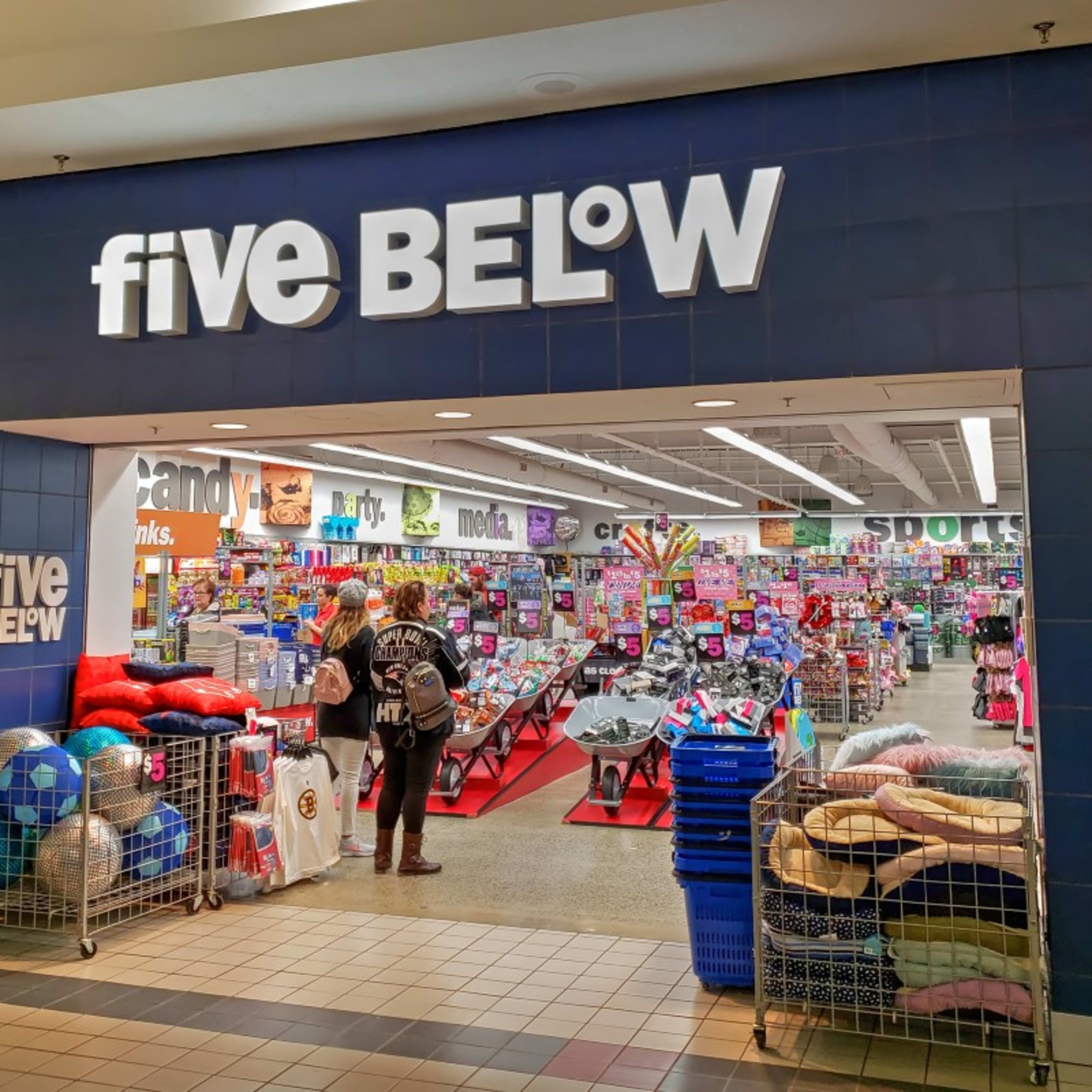 A Former Housekeeper Shares How to Keep Floors Sparkling Clean - Dengarden