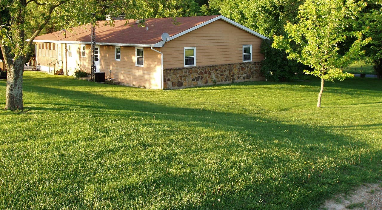 A Guide to Fall Aeration–How, When, and Why to Aerate Your Lawn in Fall ...