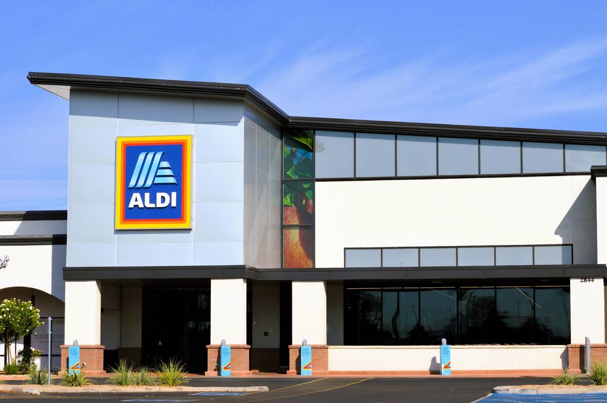 Aldi Is Selling a Stunning Lookalike of a Pottery Barn Mirror - Dengarden