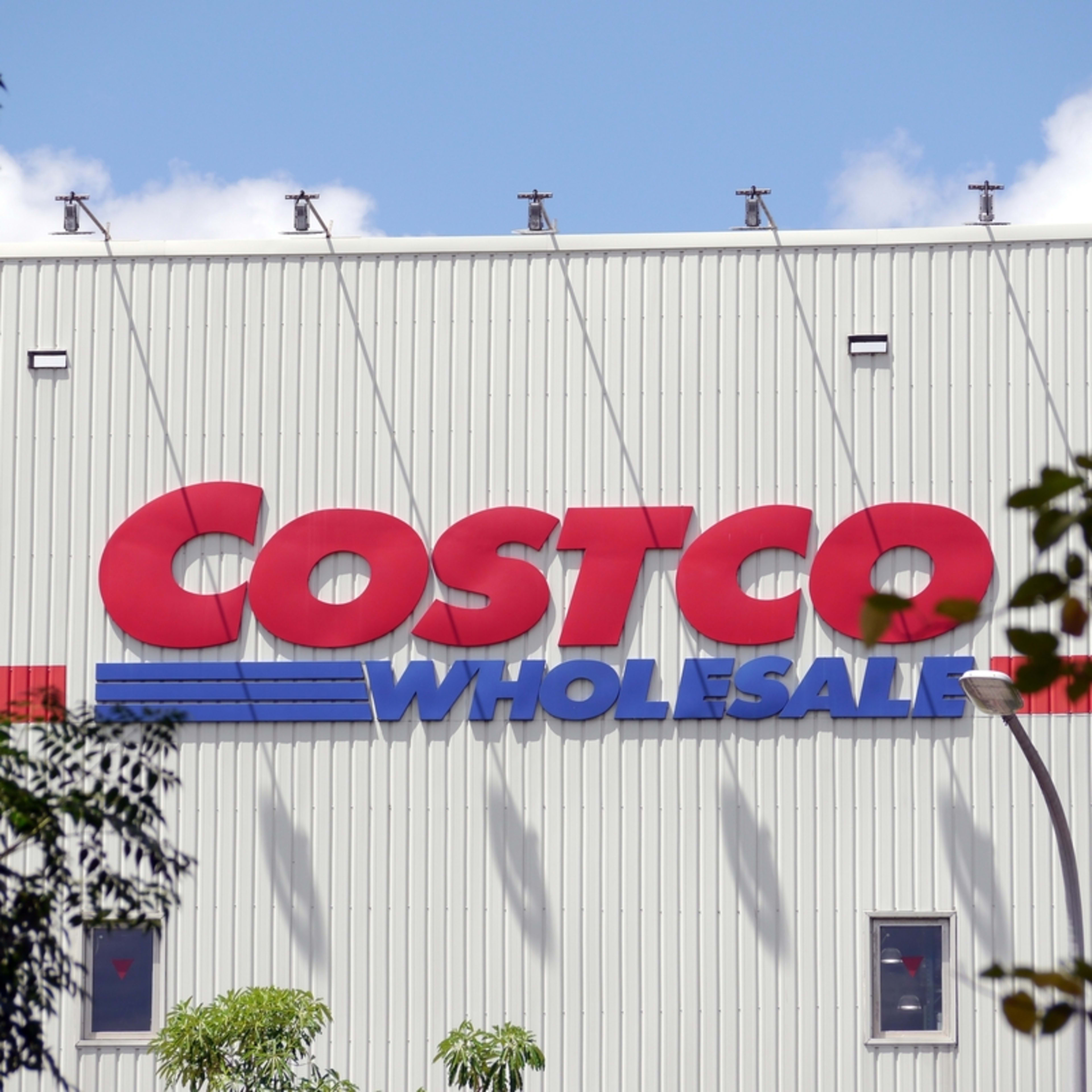 Is Costco Open on Thanksgiving? 2025 Holiday Hours - Dengarden