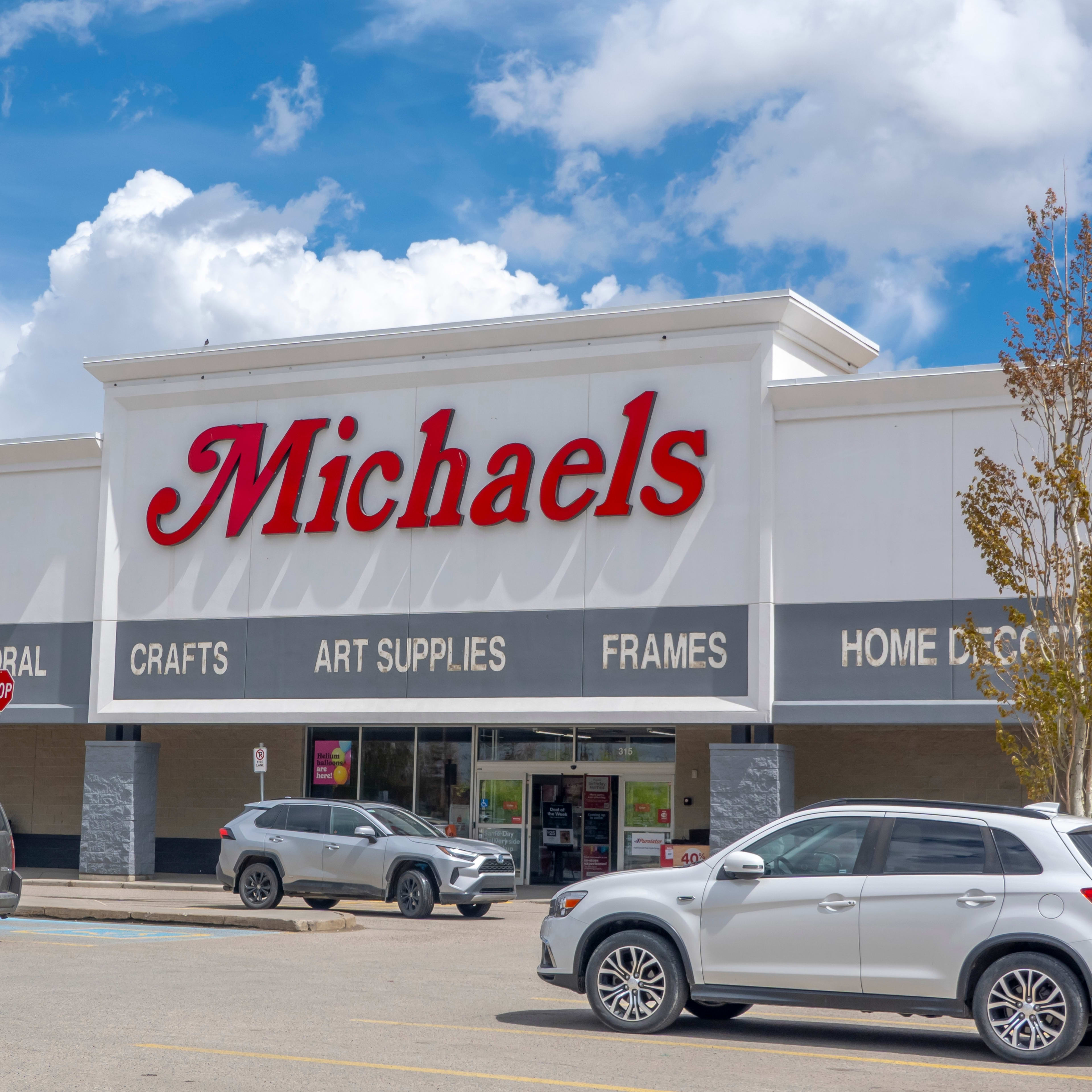 Michaels Shares Joann Fabrics Is Officially In Stores—Here's How - Dengarden