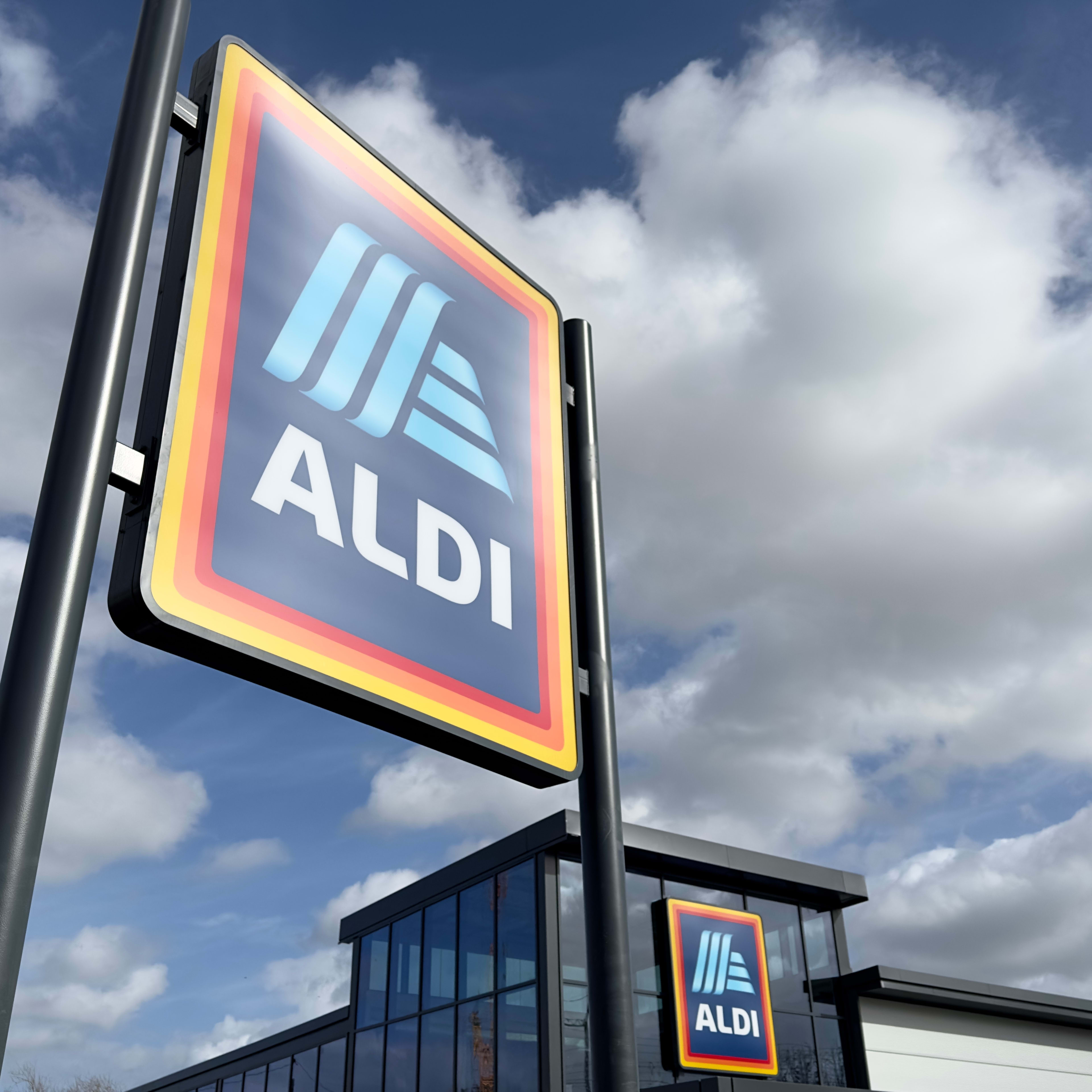 Heads Up—Costco Is Selling Ruggable 8x10 Rugs for Only $300 - Dengarden